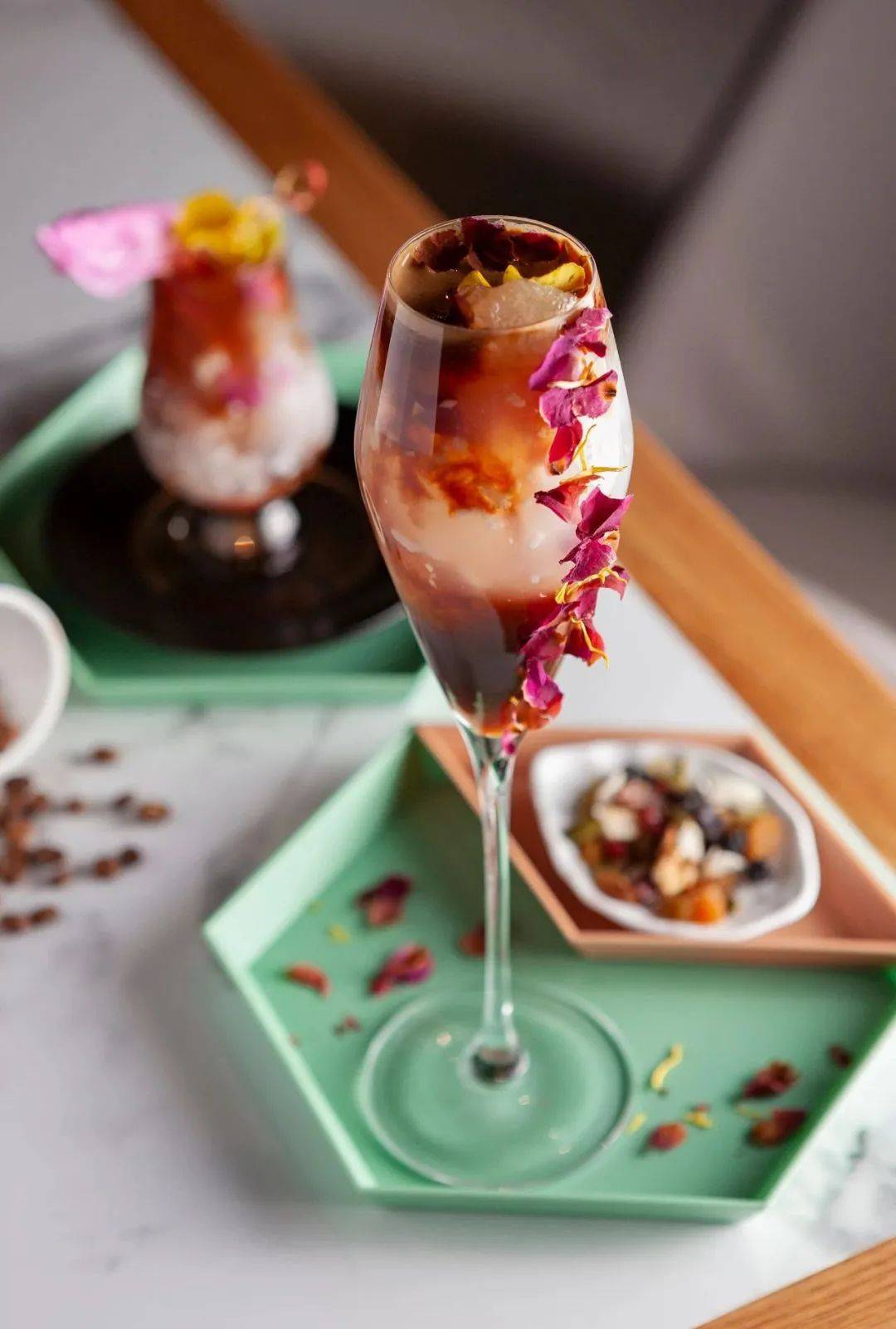 用爱发电！魔都值得被看到的暖心咖啡馆_LiLi_Time_地址