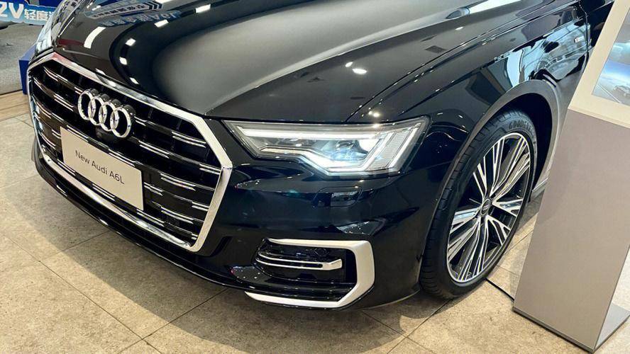 2023款奥迪A6L上市：售42.79-65.68万元，搭载2.0T/3.0T发动机_搜狐汽车_搜狐网
