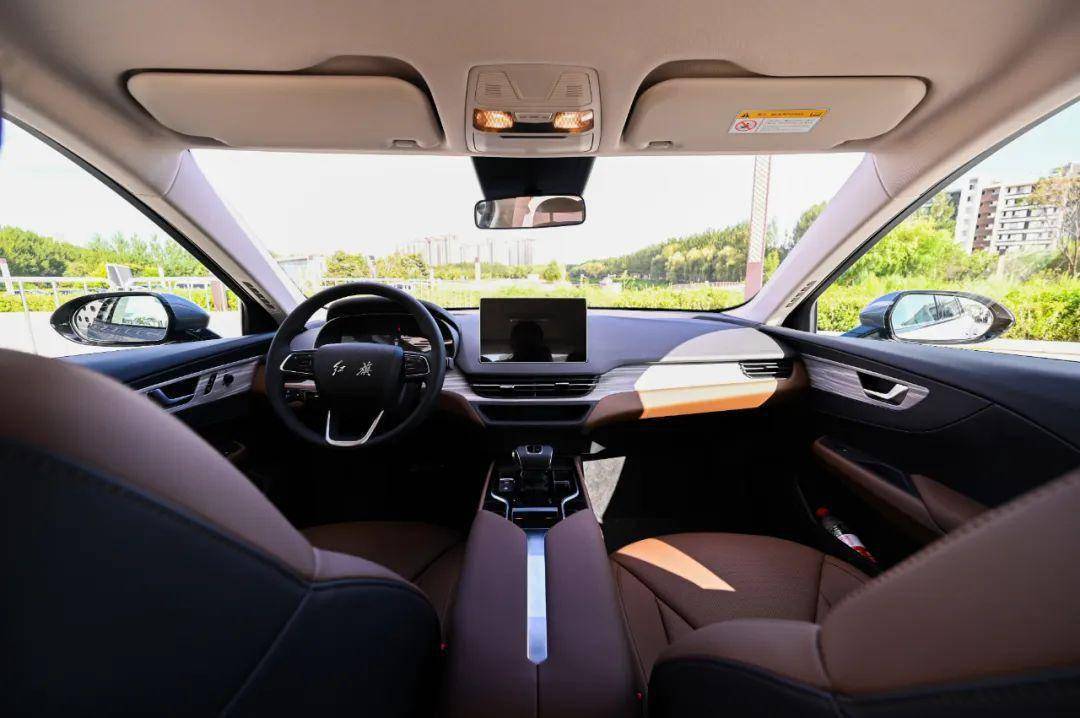 红旗E-QM5 560演绎“航价比之王” | 新车_搜狐汽车_搜狐网