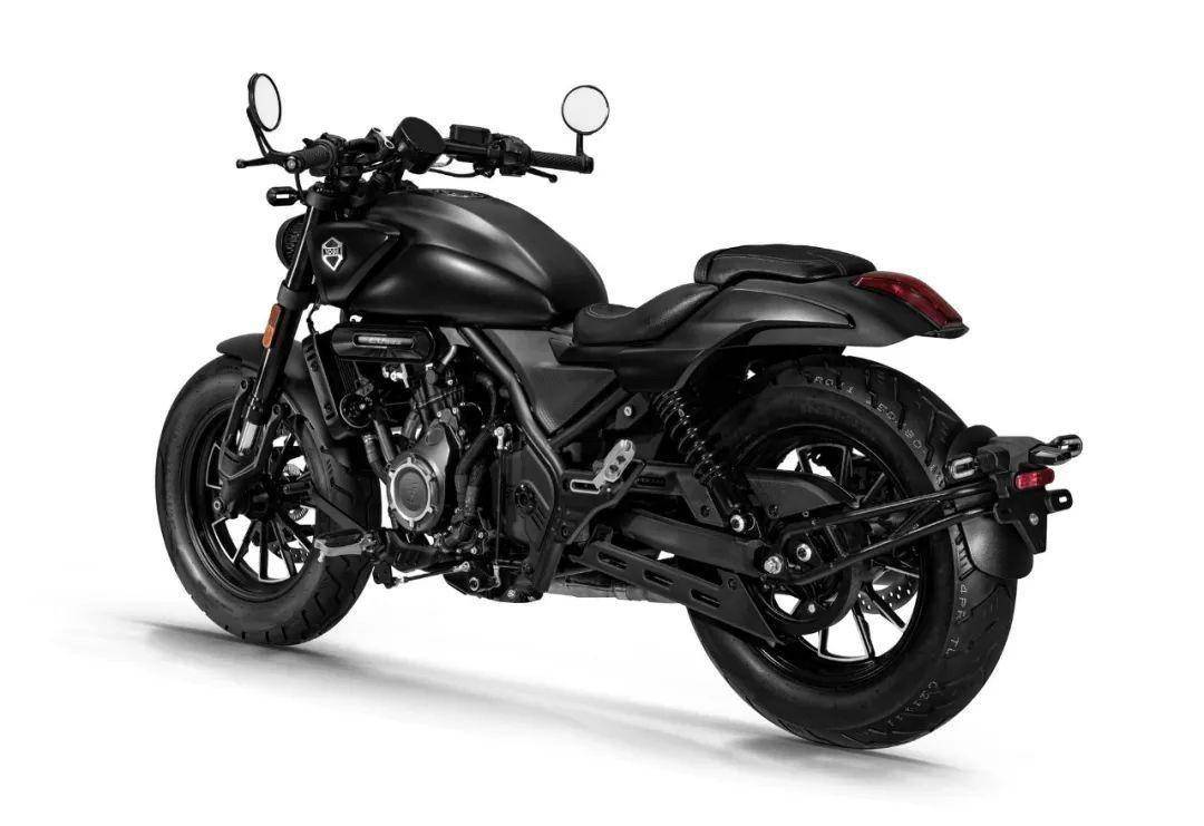 发布即巅峰 无极发布旗下首款巡航车型CU525_搜狐汽车_搜狐网