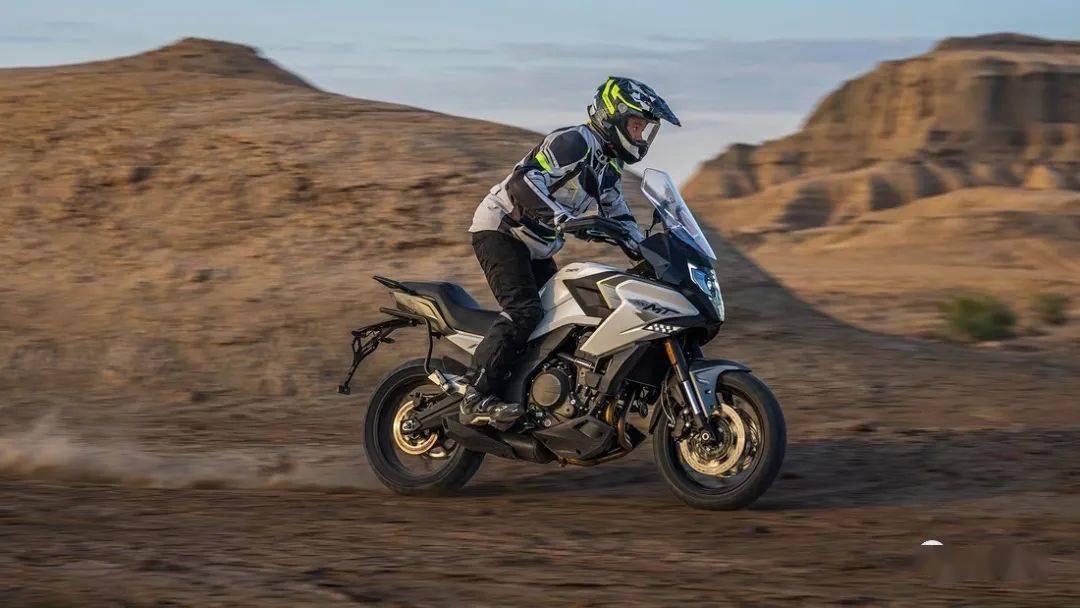 新款700MT来了，春风运动休旅海外率先上市，没有TCS_搜狐汽车_搜狐网