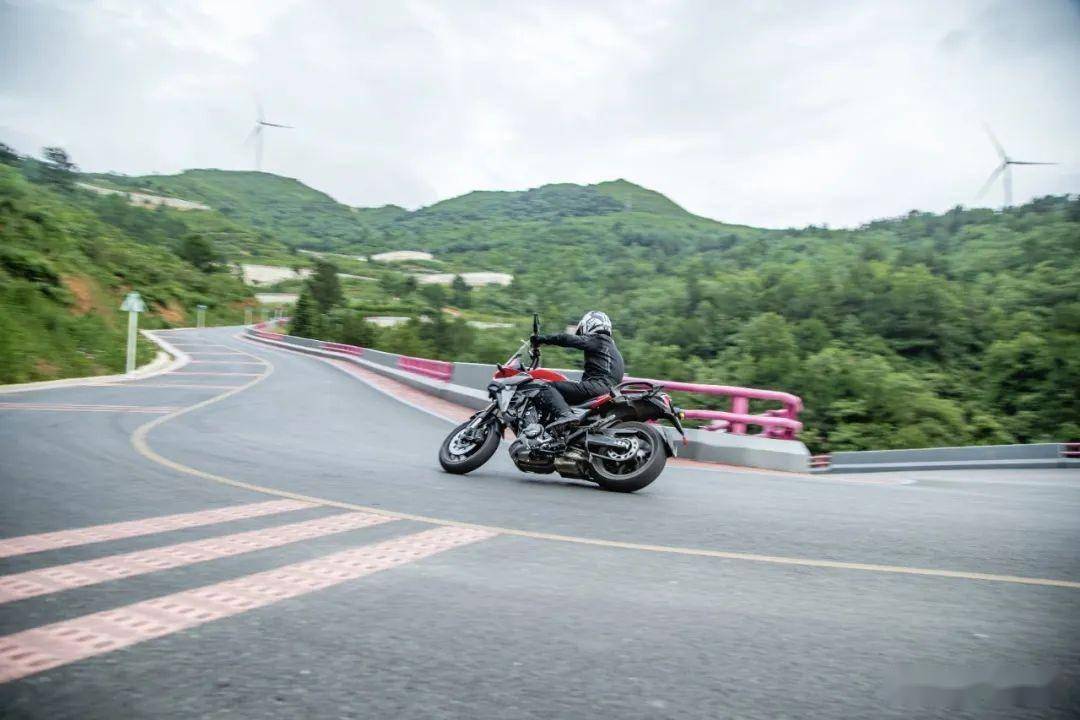 赛科龙新款RX650小长测总结，国产智能化休旅车的标杆之作_搜狐汽车_搜狐网