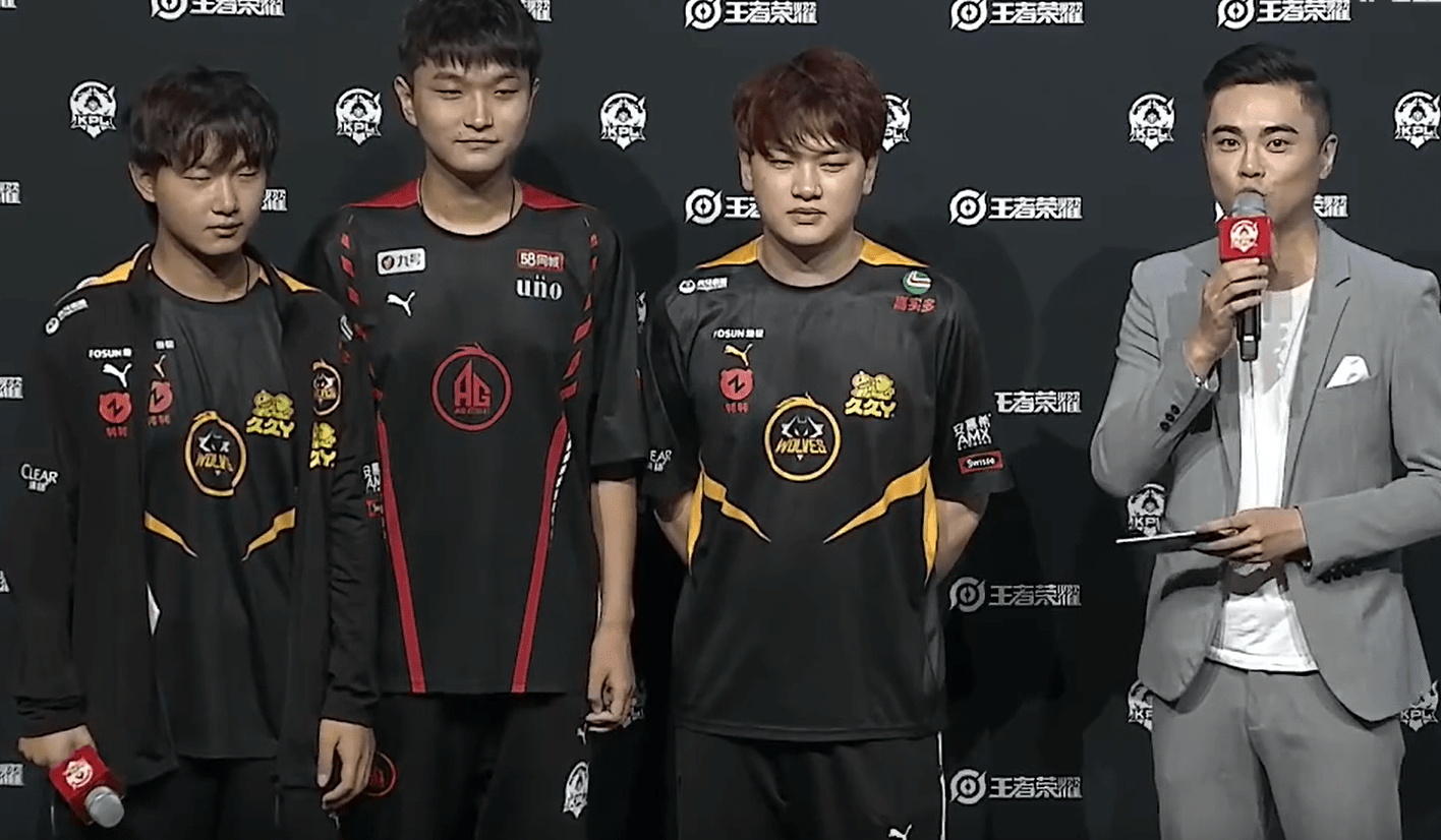 AG3-1狼队保住S组，刺痛MVP完美退役，AG水晶名刀附体请神梦泪_比赛_钟意_fly