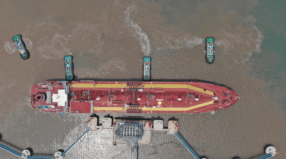 温州港迎来首艘LNG船舶，浙南地区首座LNG码头正式运营_液化_天然气_项目