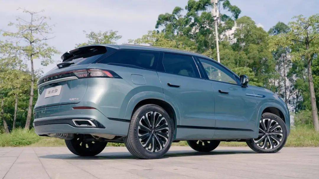 2.0T 261马力，国产旗舰级SUV，实测油耗仅8L出头，顶配才20万_搜狐汽车_搜狐网