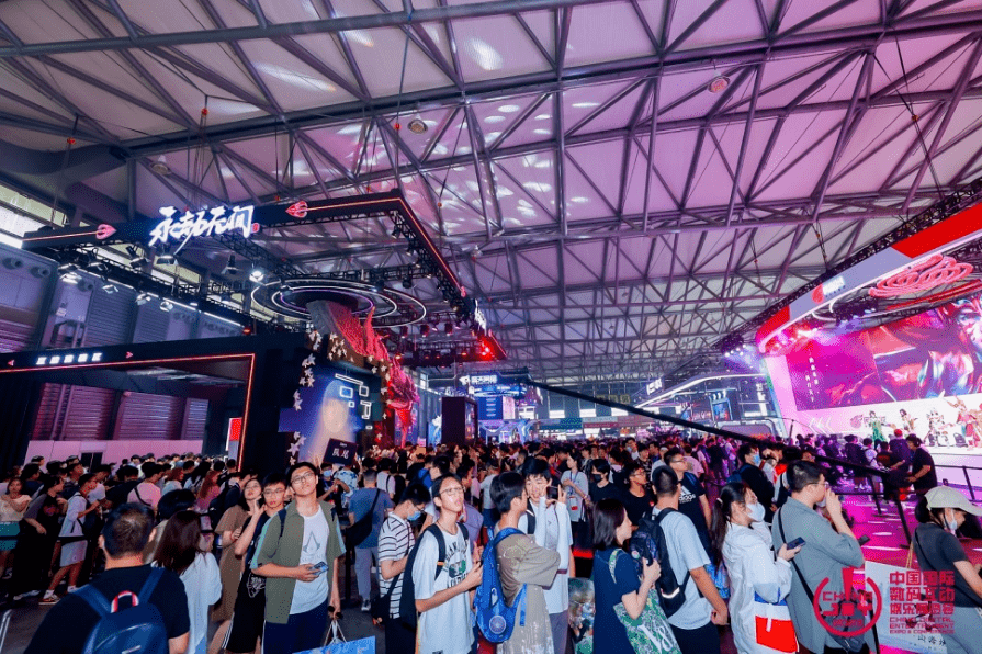 2023 ChinaJoy：电竞、VR、AI氛围浓 非游戏企业参展热情高涨_观众_展台_玩家