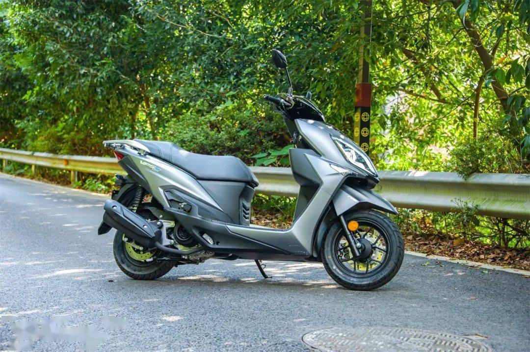 同级“最强”？！大阳VPS125极致版实测静态篇_搜狐汽车_搜狐网