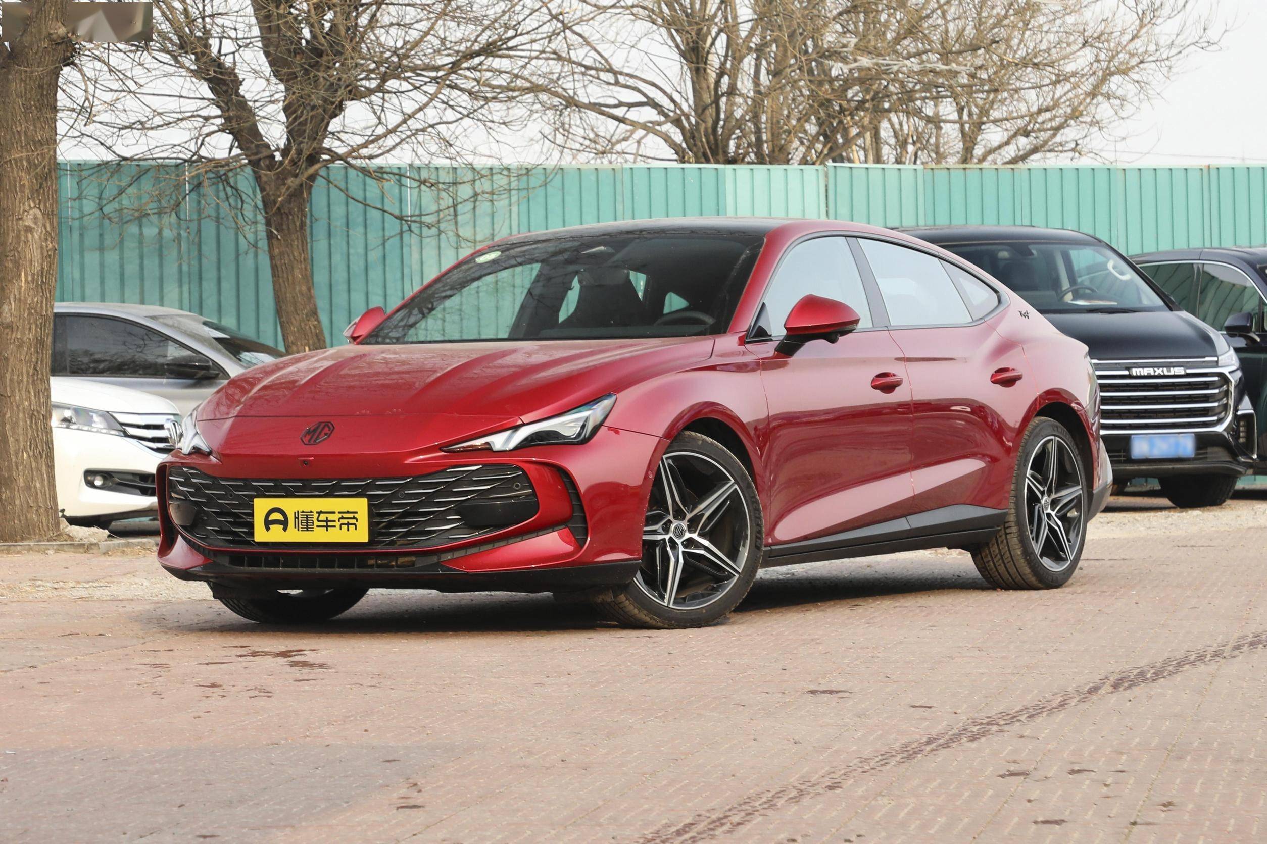 2.0T有261马力，6.5秒破百，名爵MG7值得购买吗？_搜狐汽车_搜狐网