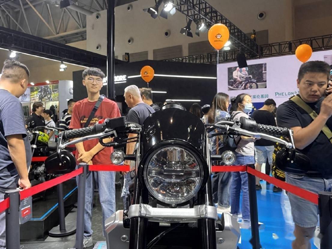 王炸组合丨元图四缸仿赛GP660及BOBBER GM250强势来袭！_搜狐汽车_搜狐网