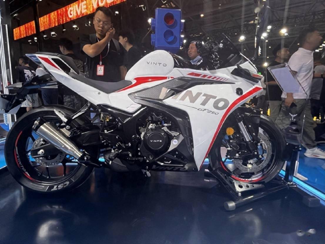 王炸组合丨元图四缸仿赛GP660及BOBBER GM250强势来袭！_搜狐汽车_搜狐网