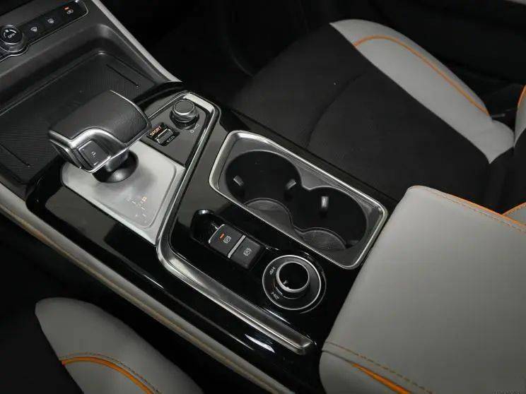 2023款五十铃D-MAX将于9月25日上市_搜狐汽车_搜狐网