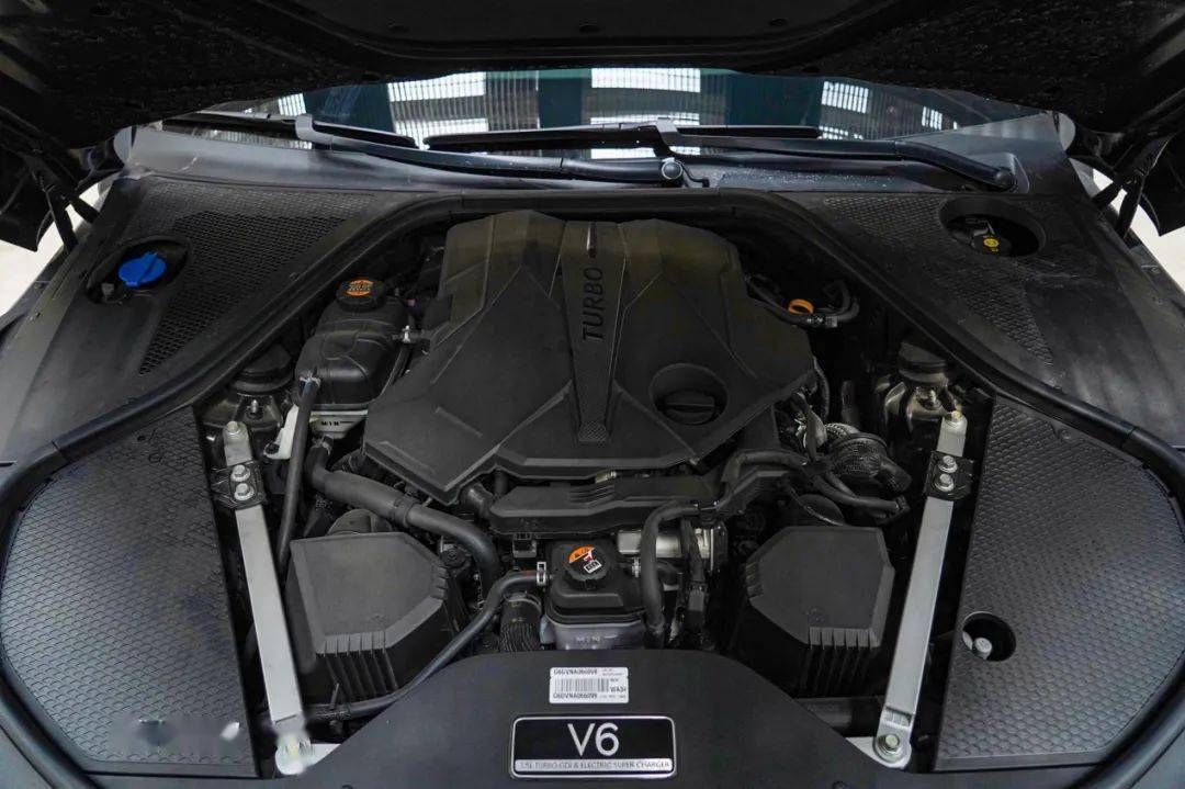 车长近5米5，原装进口，配3.5T V6，不想买BBA的就看它！_搜狐汽车_搜狐网