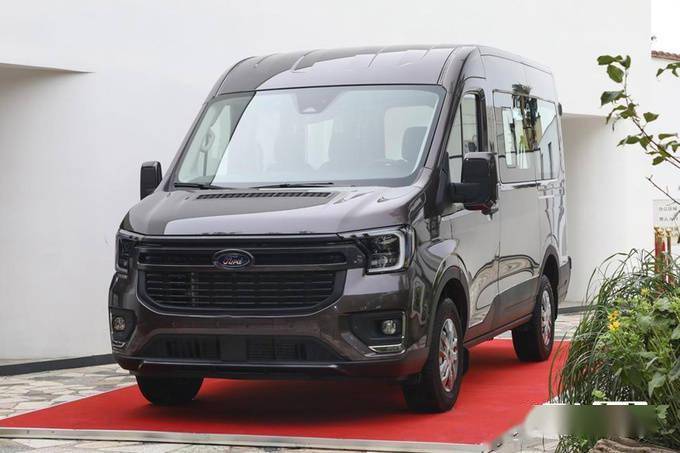 福特新全顺10月15日上市！搭2.3T+8AT 或15.38万起售_搜狐汽车_搜狐网