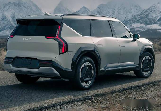 起亚EV9全系售价公布！尺寸比ES8还大/将在华投产_搜狐汽车_搜狐网