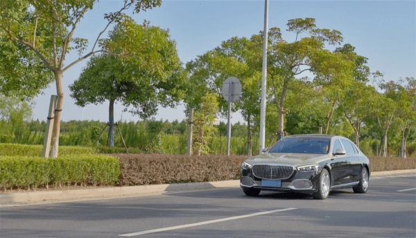 大繁至简，极境至臻，体验迈巴赫S680的豪华之道_设计_车型_座椅