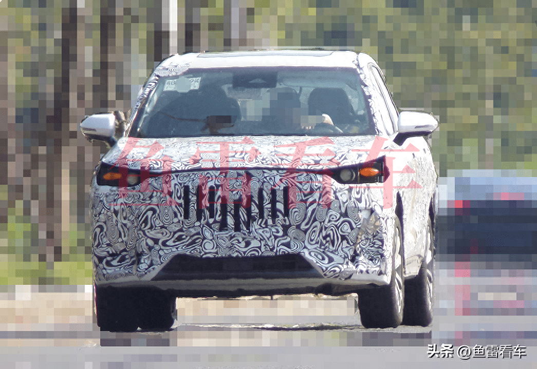 果然是T2X平台！奇瑞T28实车谍照再曝，燃油与插混版悉数亮相_搜狐汽车_搜狐网