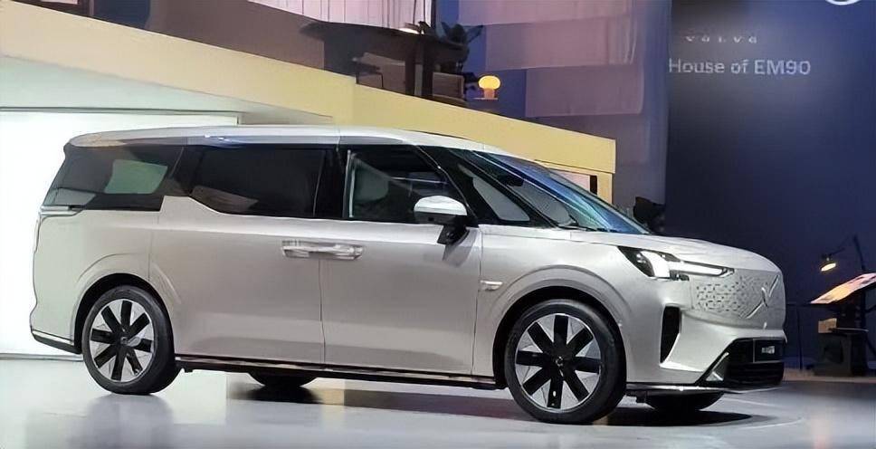 售价81.80万元！沃尔沃EM90正式上市_搜狐汽车_搜狐网